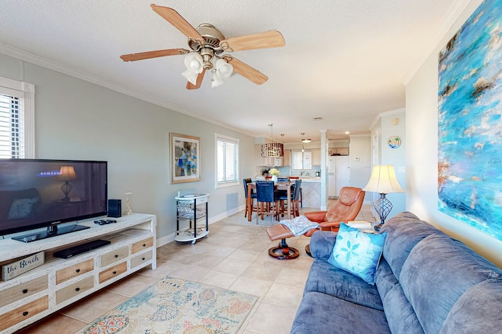 Ground-floor Condo Near The Beach W/private W/d, A - Navarre, FL