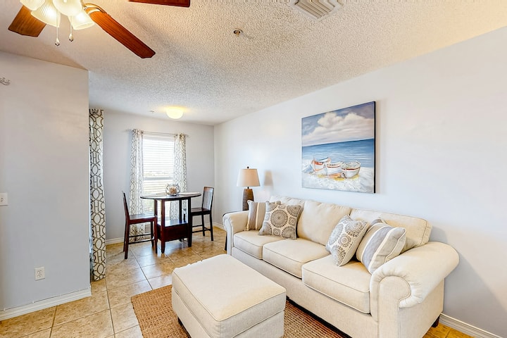 Walk To Beach 1br 3rd-floor | Pool | - Navarre Beach, FL