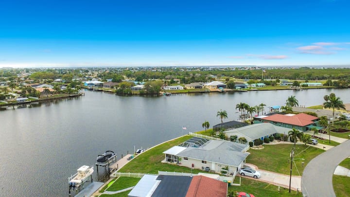 Canalfront Sunrise Paradise Pool 3br 2ba Sleeps 10 - Port Charlotte, FL