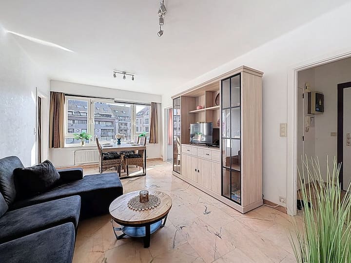 Centrally Located "Scarphout 3g" By Interhome - Blankenberge