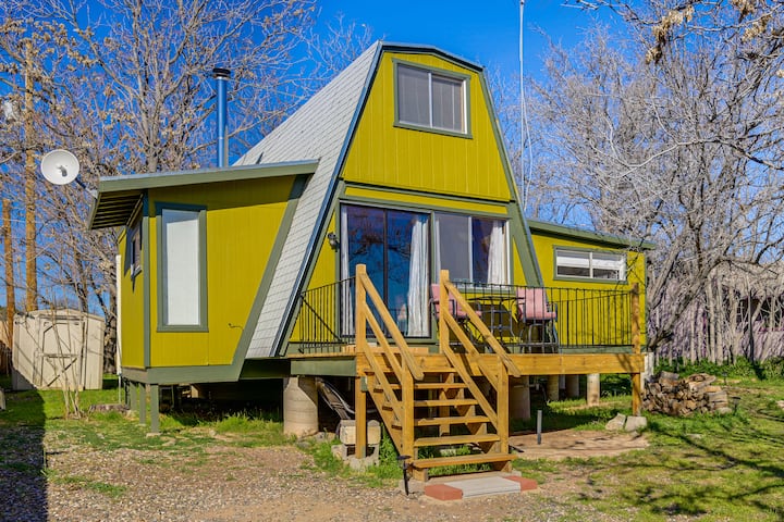 Hike, Bike & Atv! A-frame Rimrock Cabin W/ Views - Camp Verde, AZ