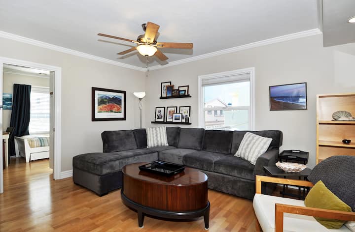 79 M² Maisonette-wohnung ∙ 2 Schlafzimmer ∙ 6 Gäste - Laguna Beach, CA