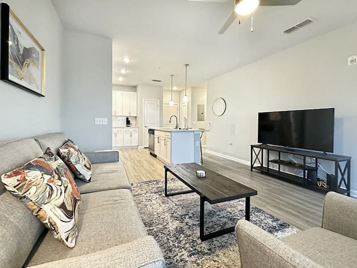 Modern Luxury 1br Retreat In Clearwater - Safety Harbor, FL