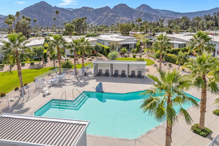 Pool Retreat By Tennis Garden & Festivals - La Quinta, CA