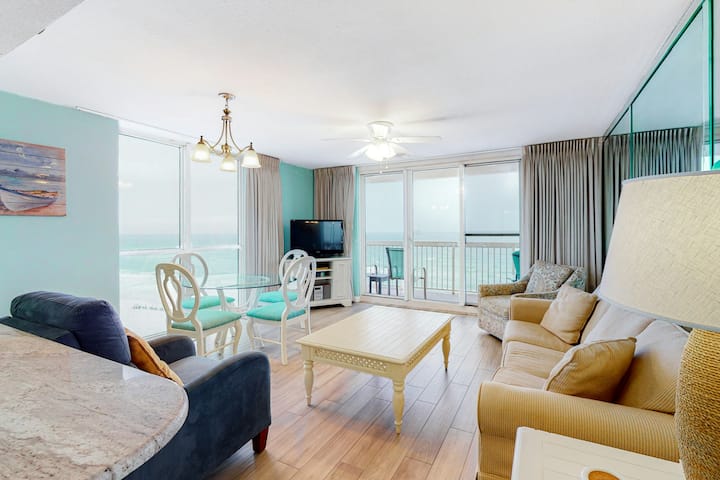 Corner Condo | 2br | Oceanfront | Sauna | Pool - Destin, FL