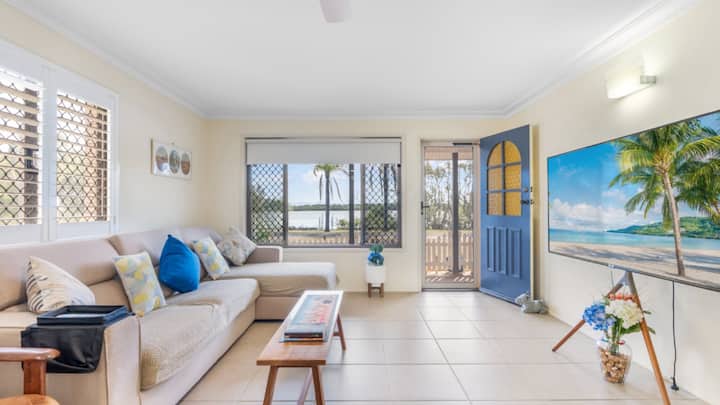 Driftwood At Beachmere - Caboolture