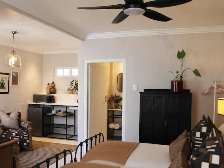 Premium Twin Room - Greyton