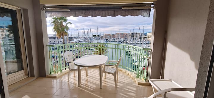 Appartement Port Fréjus Vue Mer Et Marina - Fréjus
