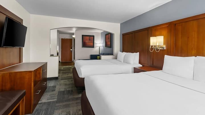 3 Lively Suites Minutes From Denver Attractions - Colorado