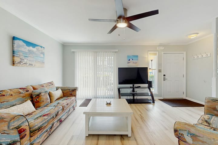 2br Waterview | Pool | Balcony | W/d - Miramar Beach, FL