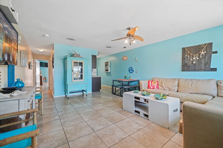 Deja Blue: Navarre Beach - Navarre, FL