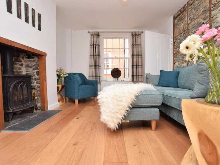 2 Bed In Bideford (Oc-75307) - Appledore
