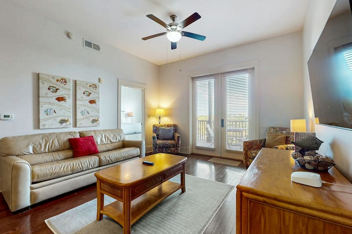 Polished 2br 1st-floor | Balcony | Pool - Allen Lake, Santa Rosa Beach