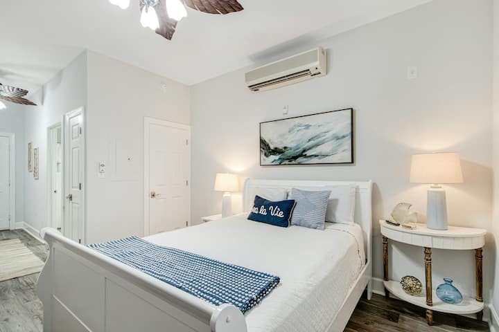 Studio 2nd-floor | Pool | Kitchenette| Hot Tub - Rosemary Beach, FL