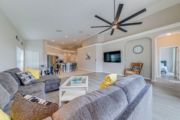 Private Pool Retreat Near Disney | 4br Getaway - Davenport, FL