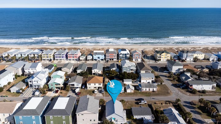 True Island Retreat In The Heart Of Kure Beach! - - Kure Beach, NC