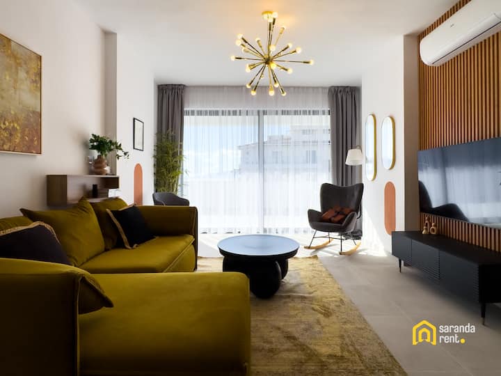 "Gold"  Adults Only (+16) - Saranda