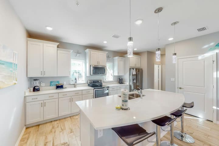 Pretty Townhome With Pools & Hot Tub - Less Than H - Perdido Key, FL