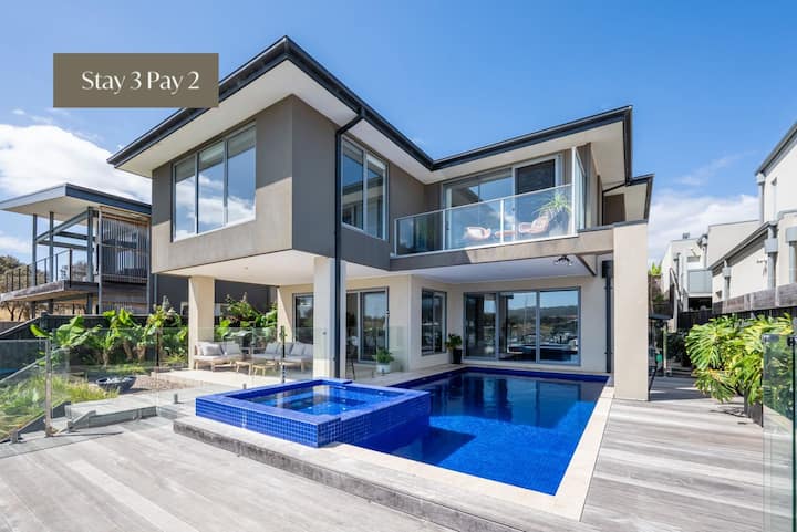 Waterside At Martha Cove - Dromana