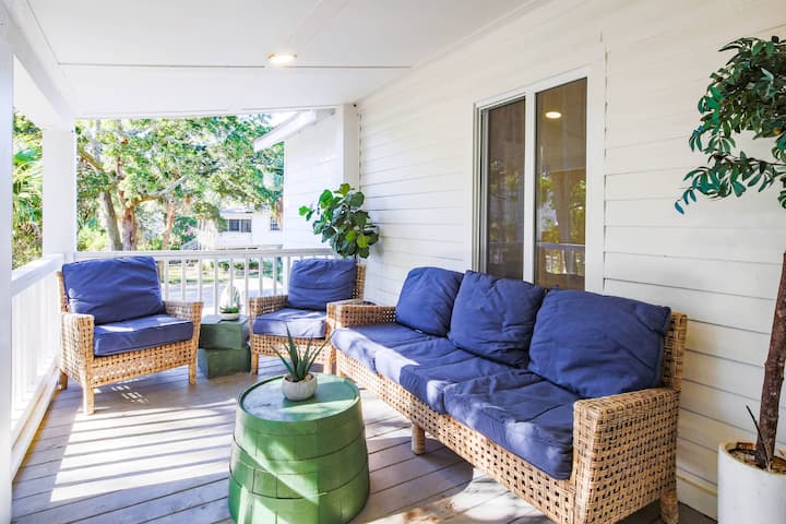 The Hideaway - An Itrip Charleston Home - Folly Beach, SC