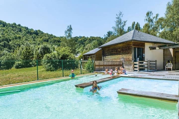 Zecamping Chalet 31m² Piscine - Banassac