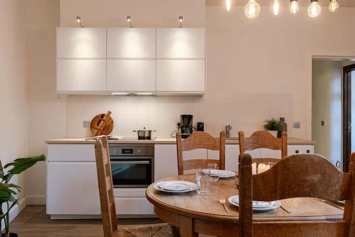 Casiola - Pleasant Apartment On Top Location In Gh - Gand