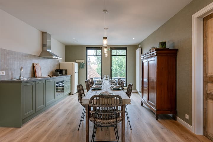 Spacious Retreat For 10 Guests In Oedelem - Beernem