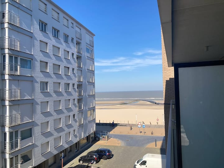 Bright 1br Apartment W/ Sea-view - Ostend