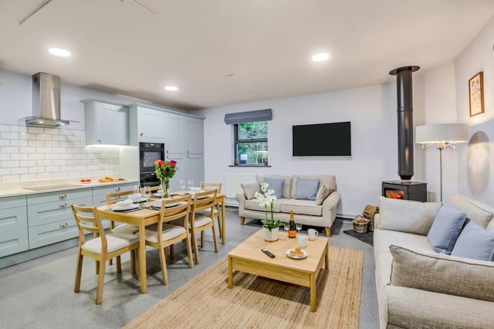 4 Bed In Llanrwst (Oc-r34992) - Betws-y-Coed