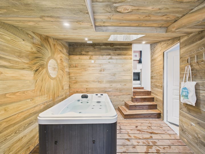 Maison à Pornic Pour 4 - Jacuzzi Et Terrasse - Loire-Atlantique