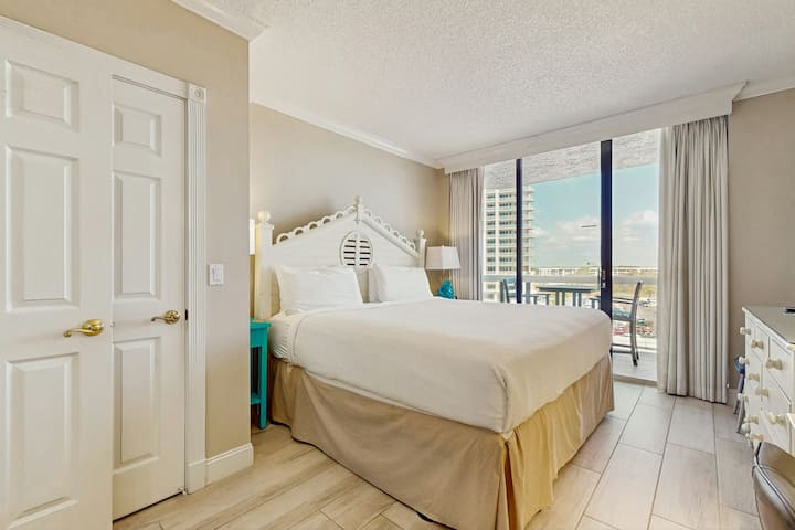 Cozy Studio Surfside Resort | Balcony | Pool - Miramar Beach