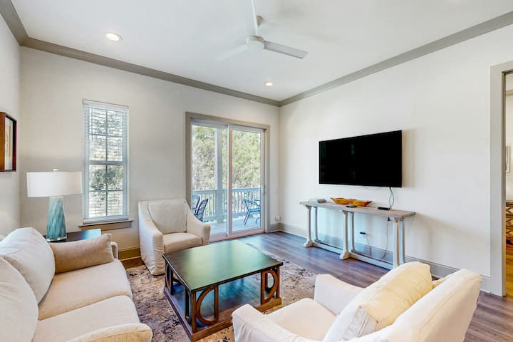 3br Lake View Condo With A Pool, Hot Tub - Santa Rosa Beach