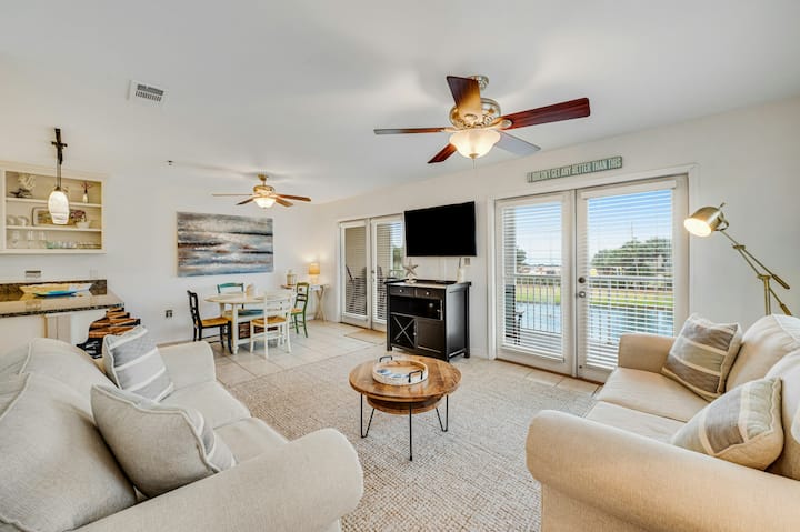 Beautiful Condo With Balcony View, Community Pools - Blue Mountain Beach, Santa Rosa Beach