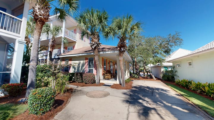 Mango Tango, 5br Sleeps 12, Close Walk To Beach - Destin, FL