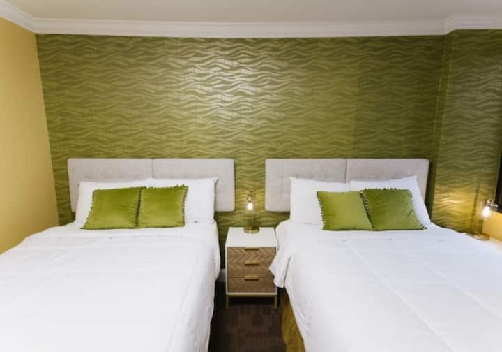 Near Wall Street Ferry | Fitness Center + Perks - New York