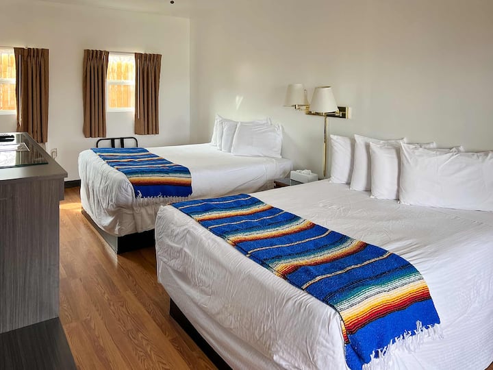 Bryce Canyon Mini-suite W/ Kitchenette - Escalante, UT