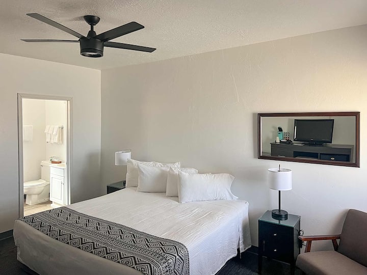 Coyote Gulch King Room - Escalante, UT