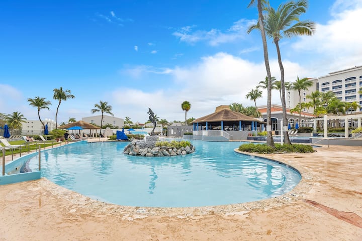 Elegant 1br Retreat W/ King Bed & Balcony - Dorado