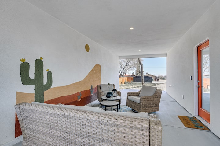 9 Mi To Joshua Tree! Desert Retreat W/ Fire Pit - Yucca Valley, CA