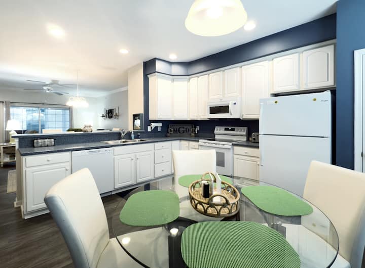 Rehoboth Beach Townhouse Porch Clean Parking - Dewey Beach, DE