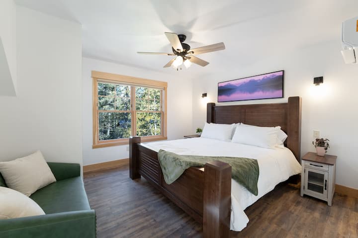 New! Lake Mcdonald Townhome! In Glacier Park! - West Glacier, MT