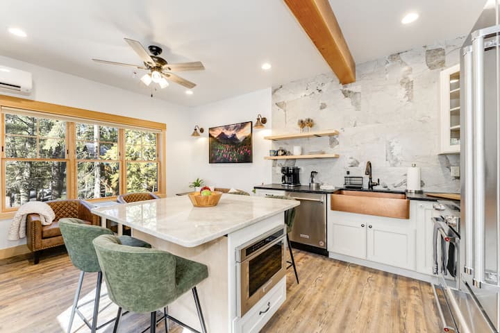 New! Lake Mcdonald Townhome! In Glacier Park! - Lake McDonald, West Glacier