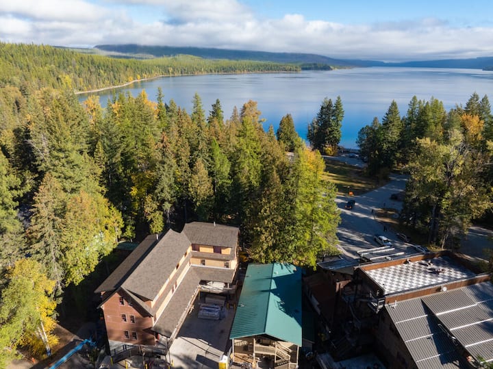 New! Lake Mcdonald Townhome! In Glacier Park! - West Glacier, MT