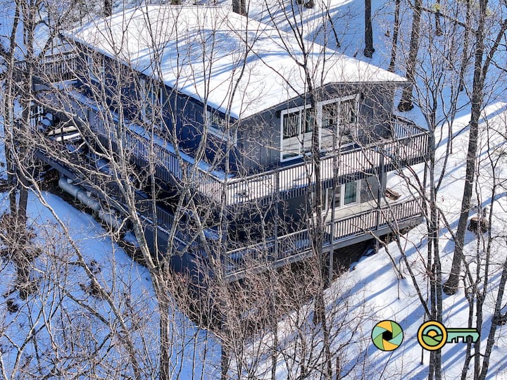Mount Olive Lodge | Luxury In The Trees! - Lost River State Park, Mathias