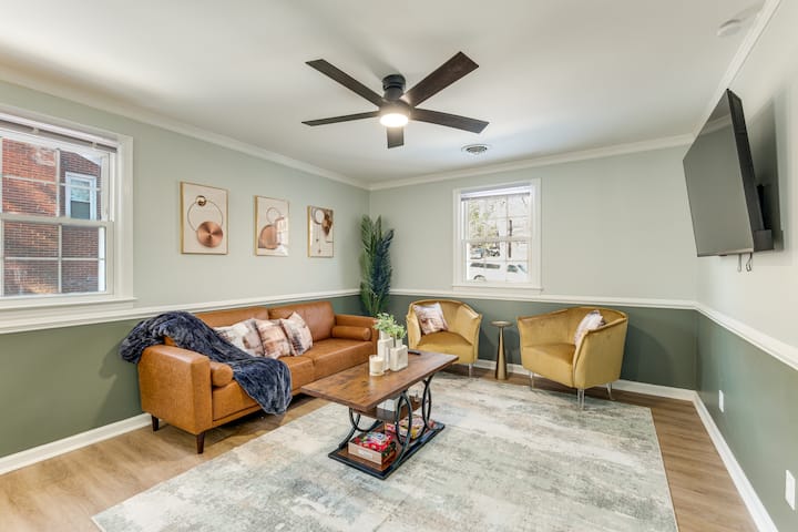 5 Mi To Fort Gregg-adams: Spacious Family Home - Petersburg, VA