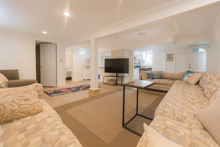 Melrose Haven Private Queen Room With Heated Pool - Victoria