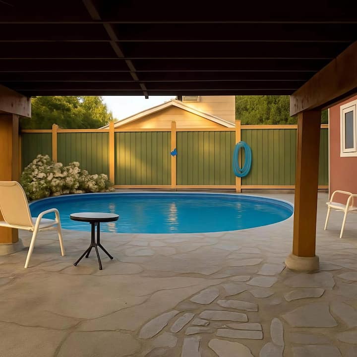 Melrose Haven Private Queen Room With Heated Pool - Victoria