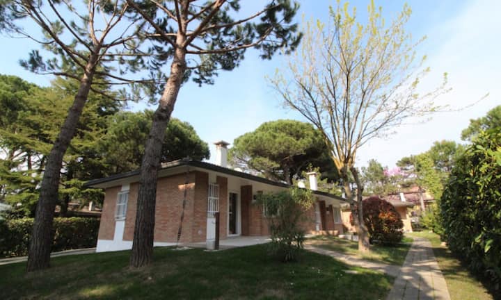 Villa Moderne Avec Jardin à Lignano - Lignano Pineta