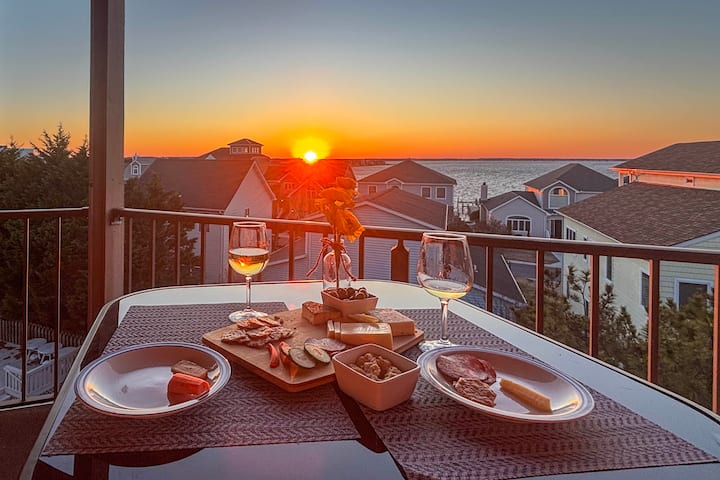 Pool, Sunset Views & Prime Setting! Ocean City Gem - Maryland Beach, MD