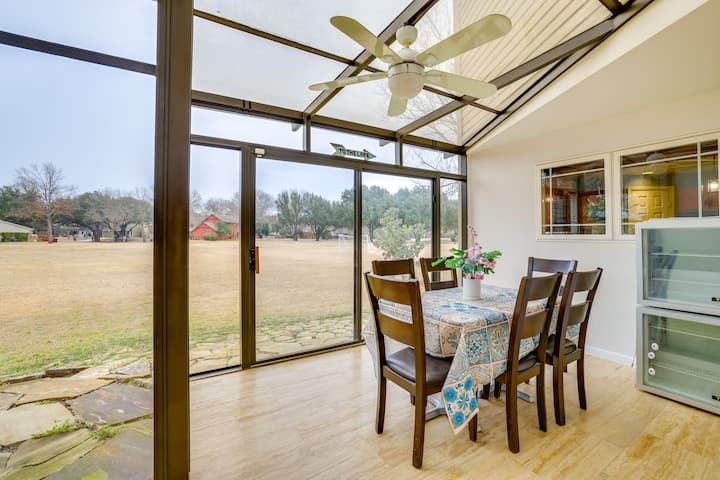 6 Mi To Dtwn Garland: Group Getaway W/ Pool Access - Garland